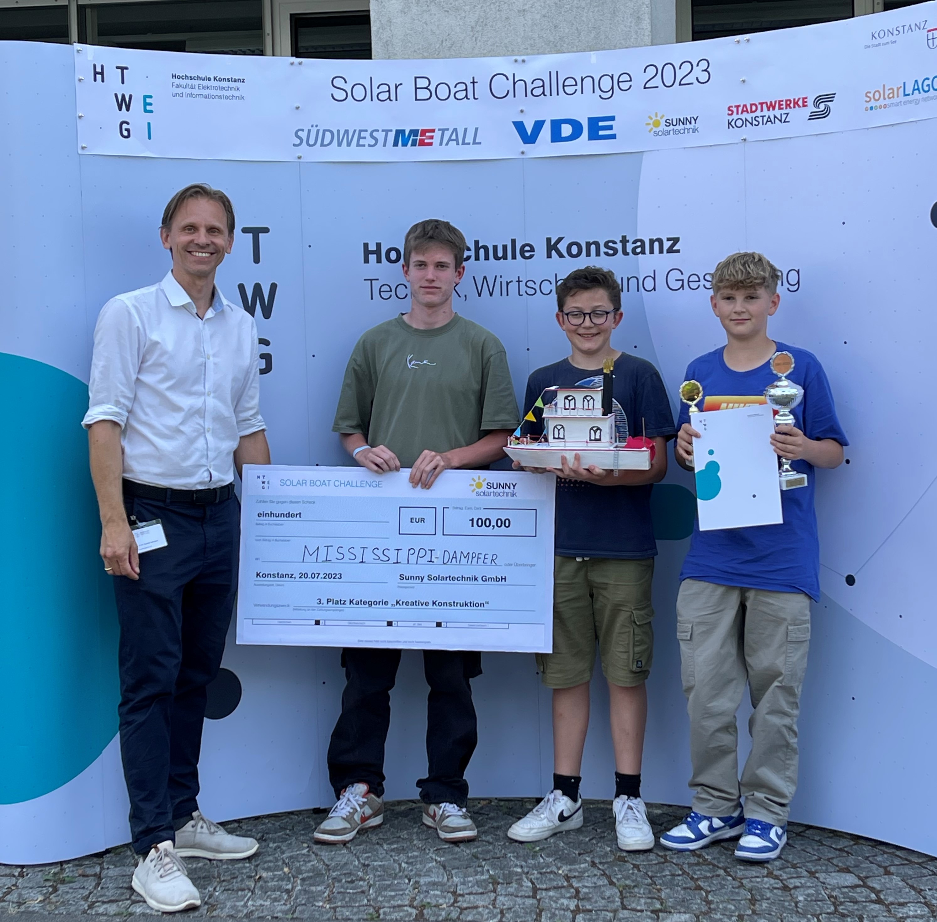 Hochschule Konstanz: Solar Boat Challenge